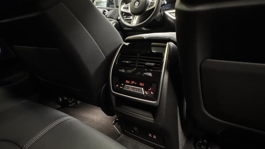 Grey BMW X5 2025 in Riga, with an engine capacity of 3.00 L and mileage of 13 thousand km for 95900 €, photo 14 on AUTOMOTO.COM.LV