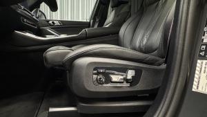 Grey BMW X5 2025 in Riga, with an engine capacity of 3.00 L and mileage of 13 thousand km for 95900 €, photo 22 on AUTOMOTO.COM.LV