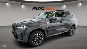 Grey BMW X5 2025 in Vilnius, with an engine capacity of 2.99 L and mileage of 74 thousand km for 77777 €, photo 3 on AUTOMOTO.COM.LV
