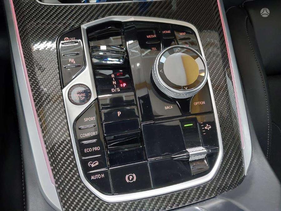Grey BMW X5 2025 in Vilnius, with an engine capacity of 2.99 L and mileage of 74 thousand km for 77777 €, photo 13 on AUTOMOTO.COM.LV