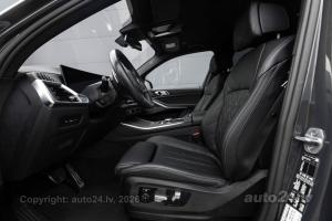 Pelēks BMW X5 2025 Rīga, ar dzinēja tilpumu 3.00 L un nobraukumu 40 tūkst. km par 77300 €, foto 9 vietnē AUTOMOTO.COM.LV