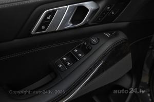 Pelēks BMW X5 2025 Rīga, ar dzinēja tilpumu 3.00 L un nobraukumu 40 tūkst. km par 77300 €, foto 12 vietnē AUTOMOTO.COM.LV