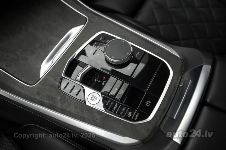 Pelēks BMW X5 2025 Rīga, ar dzinēja tilpumu 3.00 L un nobraukumu 40 tūkst. km par 77300 €, foto 13 vietnē AUTOMOTO.COM.LV