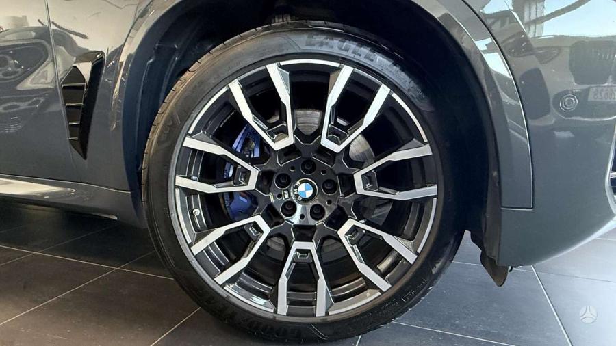 Pelēks BMW X5 2025 Viļņa, ar dzinēja tilpumu 3.00 L un nobraukumu 75 tūkst. km par 78888 €, foto 16 vietnē AUTOMOTO.COM.LV