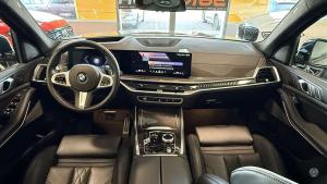 Grey BMW X5 2025 in Vilnius, with an engine capacity of 3.00 L and mileage of 77 thousand km for 74989 €, photo 13 on AUTOMOTO.COM.LV