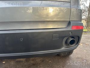 Grey BMW X5 2009 in Riga, with an engine capacity of 2.90 L and mileage of 402 thousand km for 7200 €, photo 17 on AUTOMOTO.COM.LV