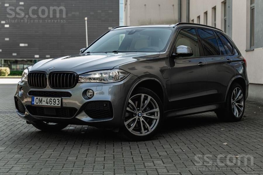 Pelēks BMW X5 2017 Ogre, ar dzinēja tilpumu 2.00 L un nobraukumu 194 tūkst. km par 22500 €, foto 3 vietnē AUTOMOTO.COM.LV