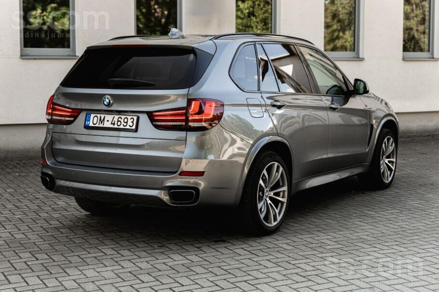 Pelēks BMW X5 2017 Ogre, ar dzinēja tilpumu 2.00 L un nobraukumu 194 tūkst. km par 22500 €, foto 4 vietnē AUTOMOTO.COM.LV