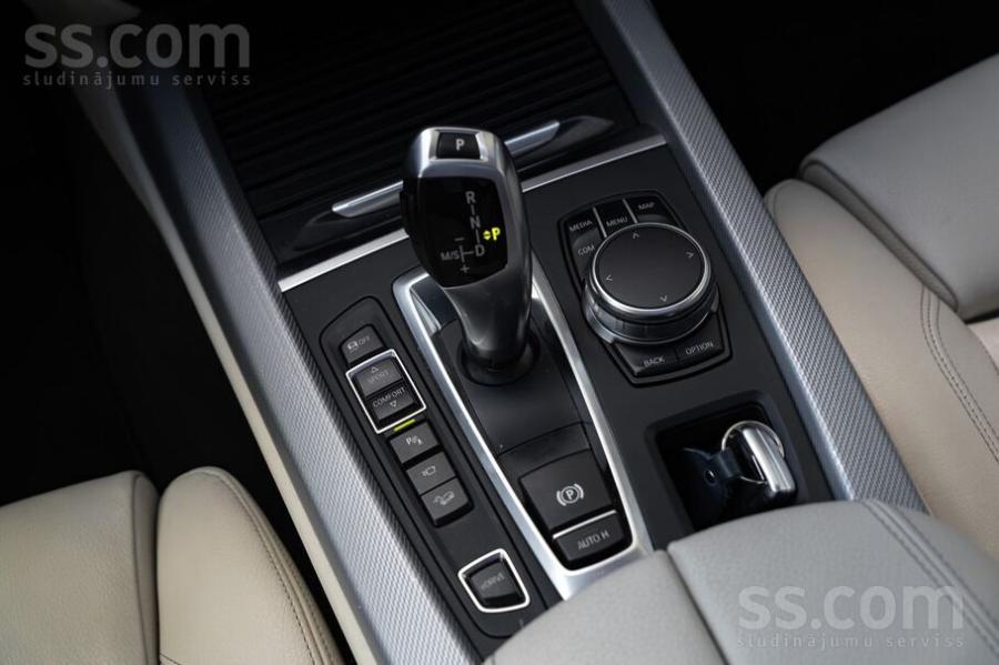 Pelēks BMW X5 2017 Ogre, ar dzinēja tilpumu 2.00 L un nobraukumu 194 tūkst. km par 22500 €, foto 22 vietnē AUTOMOTO.COM.LV