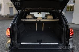 Pelēks BMW X5 2017 Ogre, ar dzinēja tilpumu 2.00 L un nobraukumu 194 tūkst. km par 22500 €, foto 23 vietnē AUTOMOTO.COM.LV