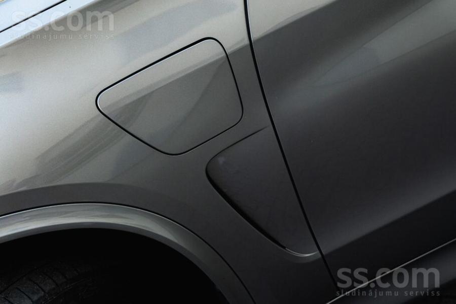 Pelēks BMW X5 2017 Ogre, ar dzinēja tilpumu 2.00 L un nobraukumu 194 tūkst. km par 22500 €, foto 29 vietnē AUTOMOTO.COM.LV