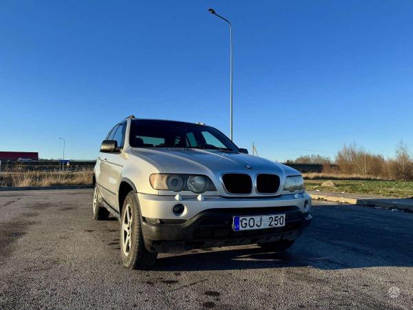 Pelēks BMW X5 2001 Panevēža, ar dzinēja tilpumu 2.93 L un nobraukumu 485 tūkst. km par 2899 €, foto 3 vietnē AUTOMOTO.COM.LV