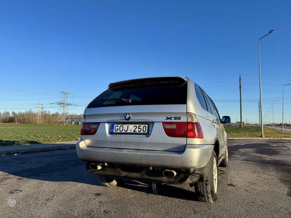 Pelēks BMW X5 2001 Panevēža, ar dzinēja tilpumu 2.93 L un nobraukumu 485 tūkst. km par 2899 €, foto 6 vietnē AUTOMOTO.COM.LV