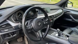 Grey BMW X5 2014 in Vilnius, with an engine capacity of 3.00 L and mileage of 222 thousand km for 19900 €, photo 18 on AUTOMOTO.COM.LV