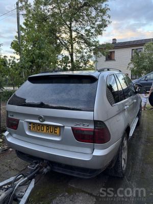 Grey BMW X5 2005 in Jelgava, with an engine capacity of 3.00 L and mileage of 250 thousand km for 2400 €, photo 3 on AUTOMOTO.COM.LV