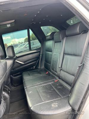 Pelēks BMW X5 2003 Narva, ar dzinēja tilpumu 3.00 L un nobraukumu 370 tūkst. km par 1499 €, foto 19 vietnē AUTOMOTO.COM.LV