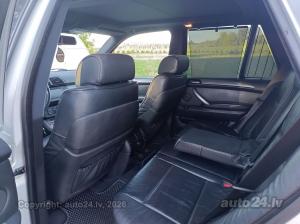 Pelēks BMW X5 2007 Pelva, ar dzinēja tilpumu 3.00 L un nobraukumu 330 tūkst. km par 8600 €, foto 8 vietnē AUTOMOTO.COM.LV