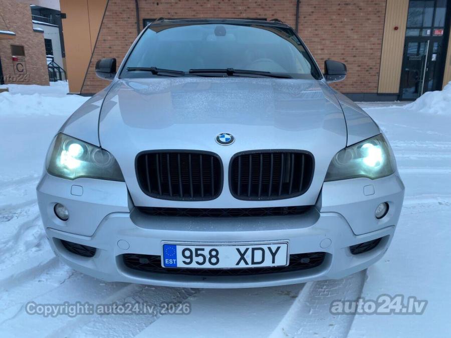 Grey BMW X5 2008 in Tallinn, with an engine capacity of 3.00 L and mileage of 402 thousand km for 9300 €, photo 3 on AUTOMOTO.COM.LV