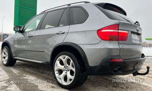 Grey BMW X5 2008 in Narva, with an engine capacity of 3.00 L and mileage of 425 thousand km for 5999 €, photo 8 on AUTOMOTO.COM.LV