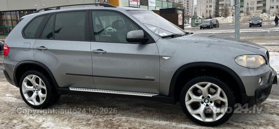 Grey BMW X5 2008 in Narva, with an engine capacity of 3.00 L and mileage of 425 thousand km for 5999 €, photo 12 on AUTOMOTO.COM.LV