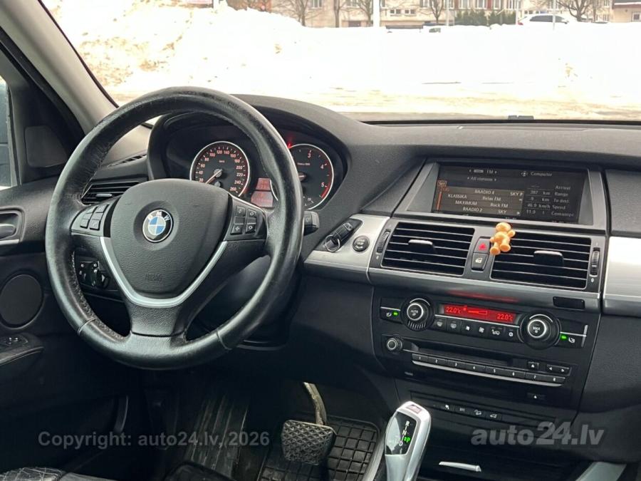 Grey BMW X5 2008 in Narva, with an engine capacity of 3.00 L and mileage of 425 thousand km for 5999 €, photo 23 on AUTOMOTO.COM.LV