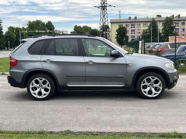 Grey BMW X5 2008 in Narva, with an engine capacity of 3.00 L and mileage of 426 thousand km for 4999 €, photo 5 on AUTOMOTO.COM.LV