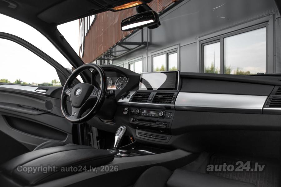 Pelēks BMW X5 2008 Tartu, ar dzinēja tilpumu 3.00 L un nobraukumu 278 tūkst. km par 8500 €, foto 9 vietnē AUTOMOTO.COM.LV