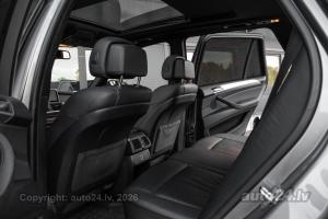 Pelēks BMW X5 2008 Tartu, ar dzinēja tilpumu 3.00 L un nobraukumu 278 tūkst. km par 8500 €, foto 12 vietnē AUTOMOTO.COM.LV