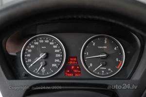 Pelēks BMW X5 2008 Tartu, ar dzinēja tilpumu 3.00 L un nobraukumu 278 tūkst. km par 8500 €, foto 17 vietnē AUTOMOTO.COM.LV