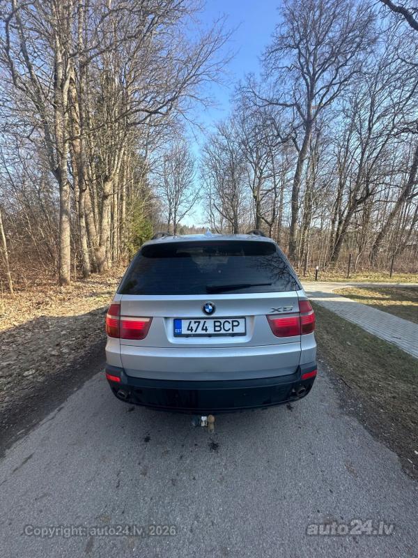 Grey BMW X5 2009 in Tallinn, with an engine capacity of 3.00 L and mileage of 345 thousand km for 7900 €, photo 4 on AUTOMOTO.COM.LV