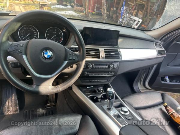 Grey BMW X5 2009 in Tallinn, with an engine capacity of 3.00 L and mileage of 345 thousand km for 7900 €, photo 5 on AUTOMOTO.COM.LV
