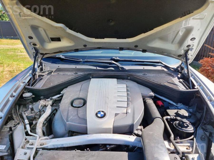 Pelēks BMW X5 2009 Rīga, ar dzinēja tilpumu 3.50 L un nobraukumu 275 tūkst. km par 13000 €, foto 15 vietnē AUTOMOTO.COM.LV