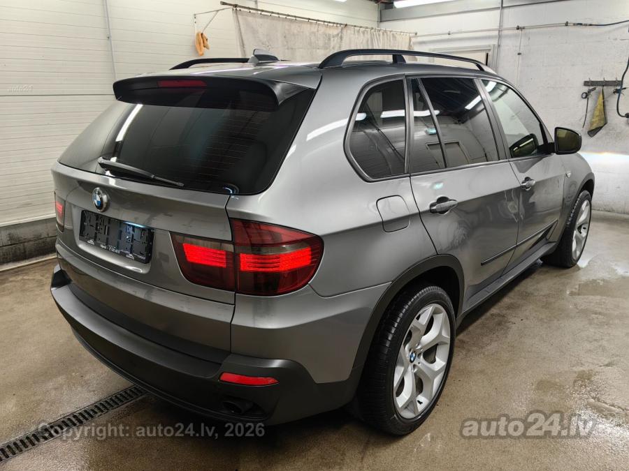 Pelēks BMW X5 2009 Viljandi, ar dzinēja tilpumu 3.00 L un nobraukumu 284 tūkst. km par 9790 €, foto 16 vietnē AUTOMOTO.COM.LV