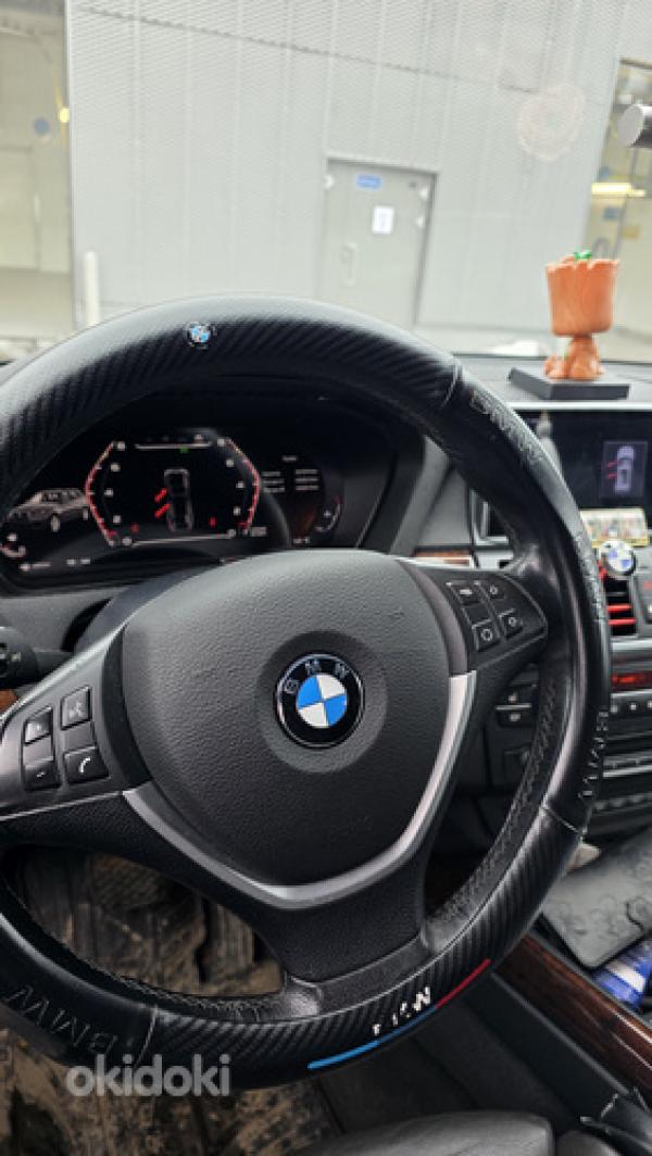 Grey BMW X5 2010 in Kunda, with an engine capacity of 4.00 L and mileage of 356 thousand km for 21000 €, photo 3 on AUTOMOTO.COM.LV