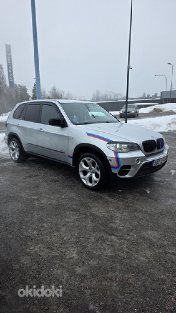 Grey BMW X5 2010 in Kunda, with an engine capacity of 4.00 L and mileage of 356 thousand km for 21000 €, photo 7 on AUTOMOTO.COM.LV