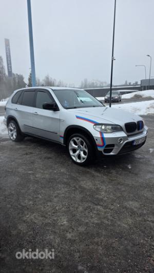 Pelēks BMW X5 2010 Kunda, ar dzinēja tilpumu 4.00 L un nobraukumu 356 tūkst. km par 21000 €, foto 8 vietnē AUTOMOTO.COM.LV