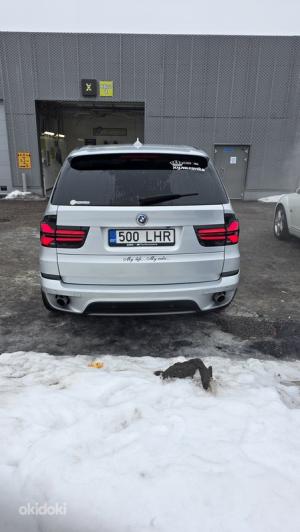 Pelēks BMW X5 2010 Kunda, ar dzinēja tilpumu 4.00 L un nobraukumu 356 tūkst. km par 21000 €, foto 22 vietnē AUTOMOTO.COM.LV