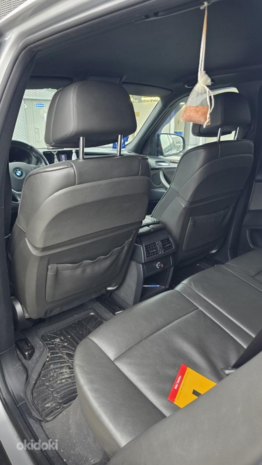 Pelēks BMW X5 2010 Kunda, ar dzinēja tilpumu 4.00 L un nobraukumu 356 tūkst. km par 21000 €, foto 25 vietnē AUTOMOTO.COM.LV