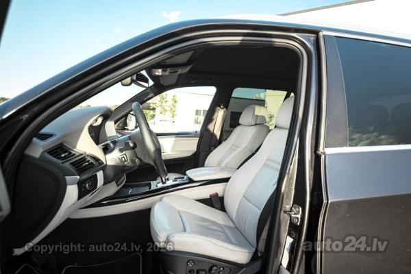 Pelēks BMW X5 2010 Tallina, ar dzinēja tilpumu 3.00 L un nobraukumu 314 tūkst. km par 11800 €, foto 5 vietnē AUTOMOTO.COM.LV