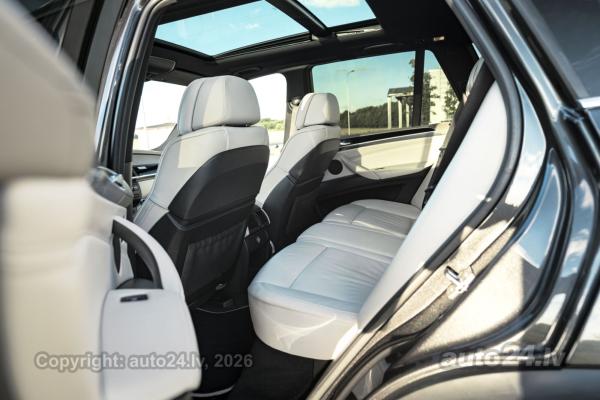 Pelēks BMW X5 2010 Tallina, ar dzinēja tilpumu 3.00 L un nobraukumu 314 tūkst. km par 11800 €, foto 7 vietnē AUTOMOTO.COM.LV