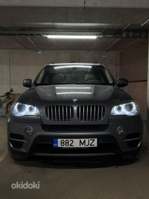 Pelēks BMW X5 2012 Tallina, ar dzinēja tilpumu 3.00 L un nobraukumu 280 tūkst. km par 12800 €, foto  vietnē AUTOMOTO.COM.LV