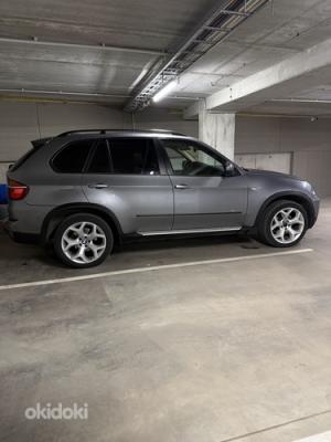Pelēks BMW X5 2012 Tallina, ar dzinēja tilpumu 3.00 L un nobraukumu 280 tūkst. km par 12800 €, foto 6 vietnē AUTOMOTO.COM.LV