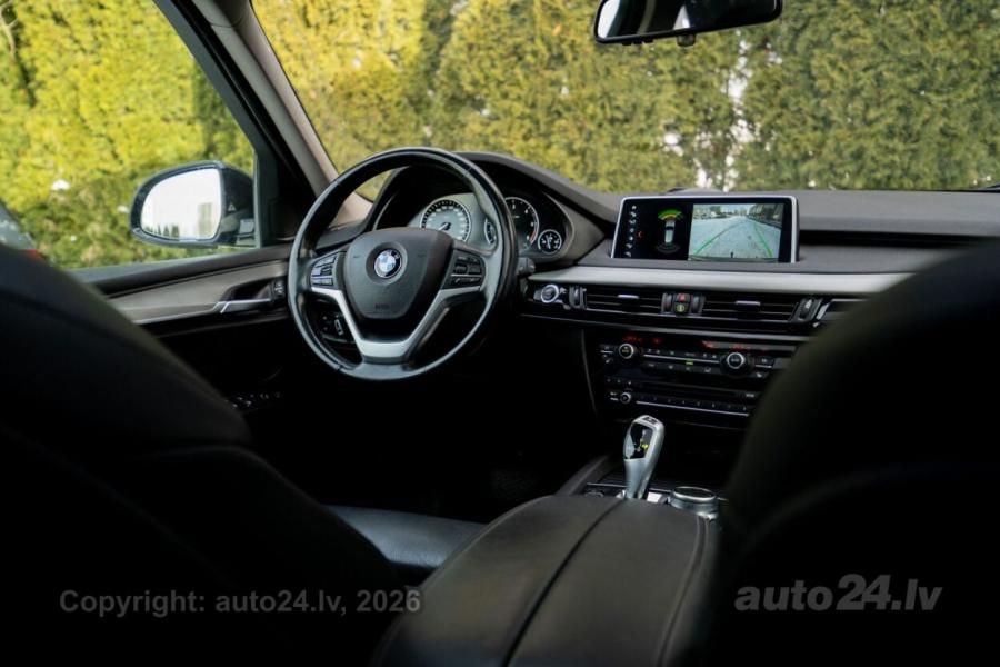Grey BMW X5 2018 in Tallinn, with an engine capacity of 3.00 L and mileage of 77 thousand km for 33500 €, photo 11 on AUTOMOTO.COM.LV