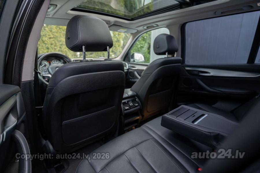 Grey BMW X5 2018 in Tallinn, with an engine capacity of 3.00 L and mileage of 77 thousand km for 33500 €, photo 12 on AUTOMOTO.COM.LV