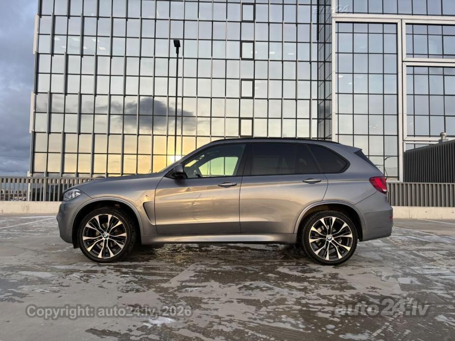 Pelēks BMW X5 2018 Tallina, ar dzinēja tilpumu 3.00 L un nobraukumu 202 tūkst. km par 29900 €, foto 14 vietnē AUTOMOTO.COM.LV