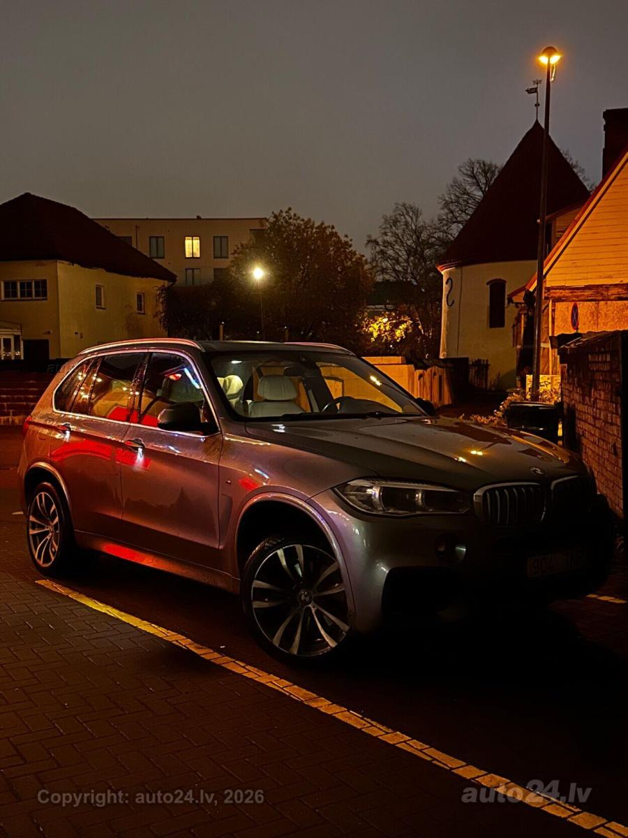 Grey BMW X5 2019 in Parnu, with an engine capacity of 3.00 L and mileage of 175 thousand km for 36990 €, photo 11 on AUTOMOTO.COM.LV