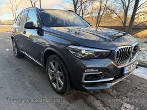 Pelēks BMW X5 2021 Tallina, ar dzinēja tilpumu 3.00 L un nobraukumu 104 tūkst. km par 56000 €, foto 2 vietnē AUTOMOTO.COM.LV