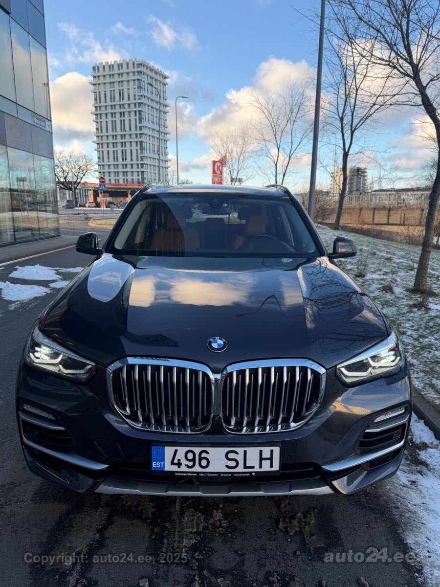 Pelēks BMW X5 2021 Tallina, ar dzinēja tilpumu 3.00 L un nobraukumu 104 tūkst. km par 56000 €, foto 7 vietnē AUTOMOTO.COM.LV
