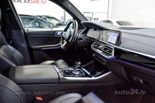 Pelēks BMW X5 2022 Tallina, ar dzinēja tilpumu 3.00 L un nobraukumu 153 tūkst. km par 56490 €, foto 10 vietnē AUTOMOTO.COM.LV