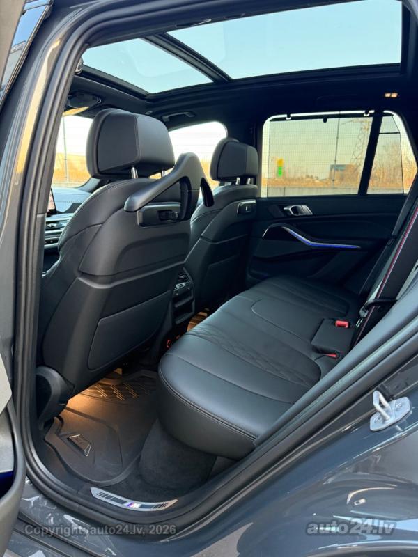 Pelēks BMW X5 2024 Tallina, ar dzinēja tilpumu 3.00 L un nobraukumu 20 tūkst. km par 95990 €, foto 11 vietnē AUTOMOTO.COM.LV
